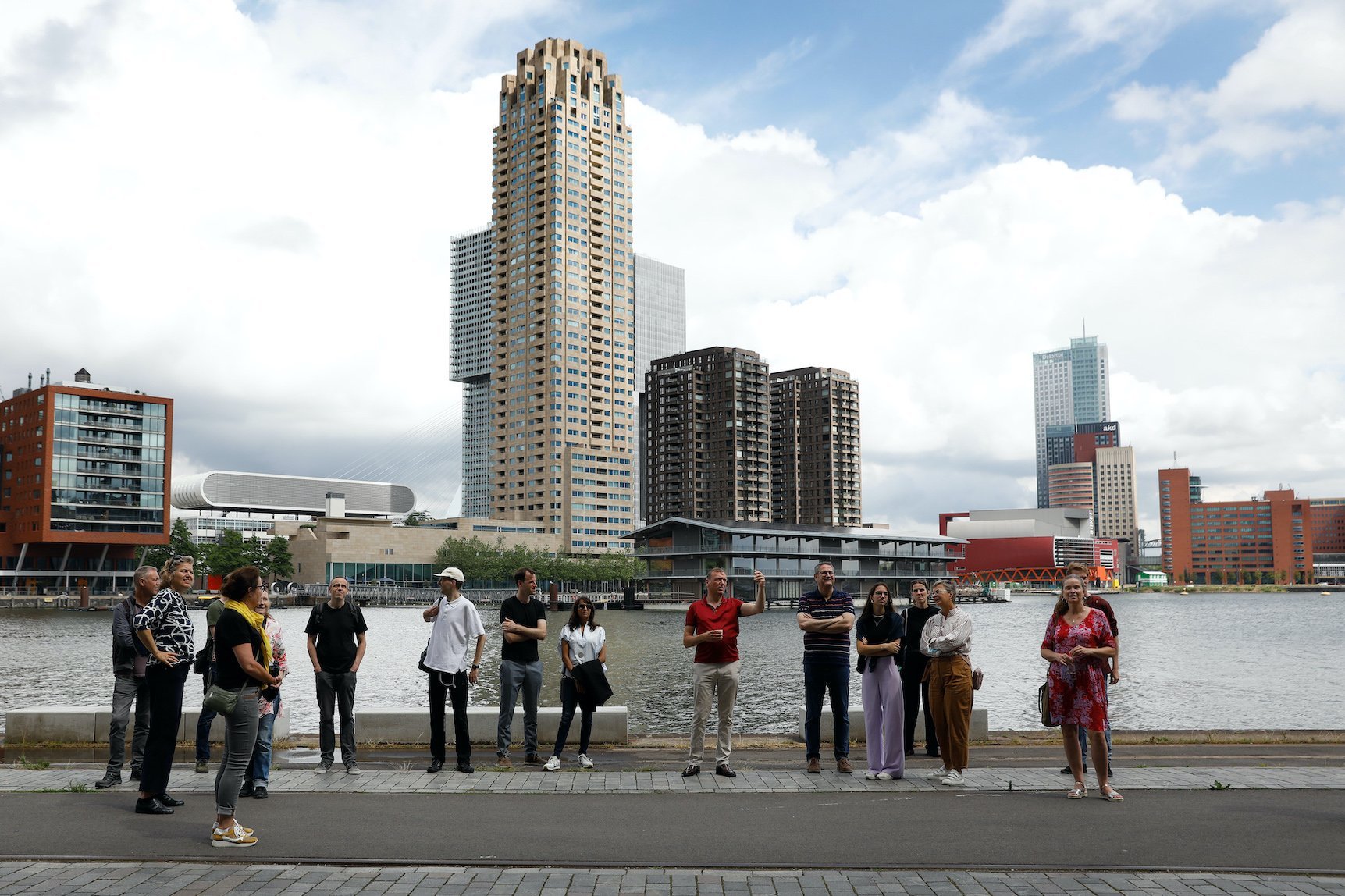 Rijnhaven: van levendige haven tot stadsstrand - Dag en Nacht van ...